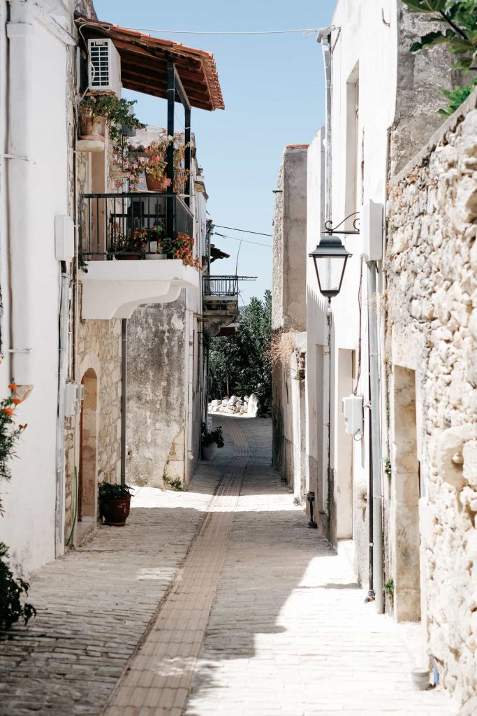 Life In Crete | Slow Living, Creativity & Looking For A Home - Kinlake ...